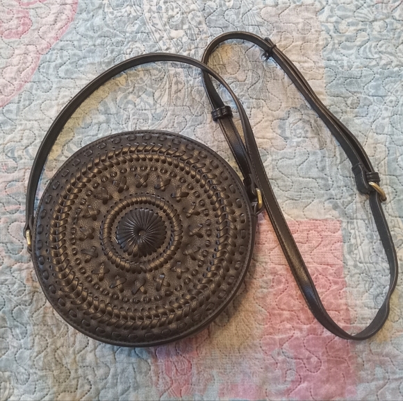 Modcloth | Bags | New Modcloth Round Crossbody Purse | Poshmark